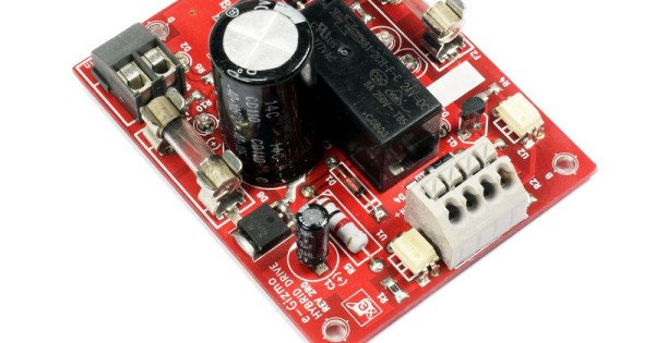 Hybrid Driver 2r0 for DC Motors ( 24V )